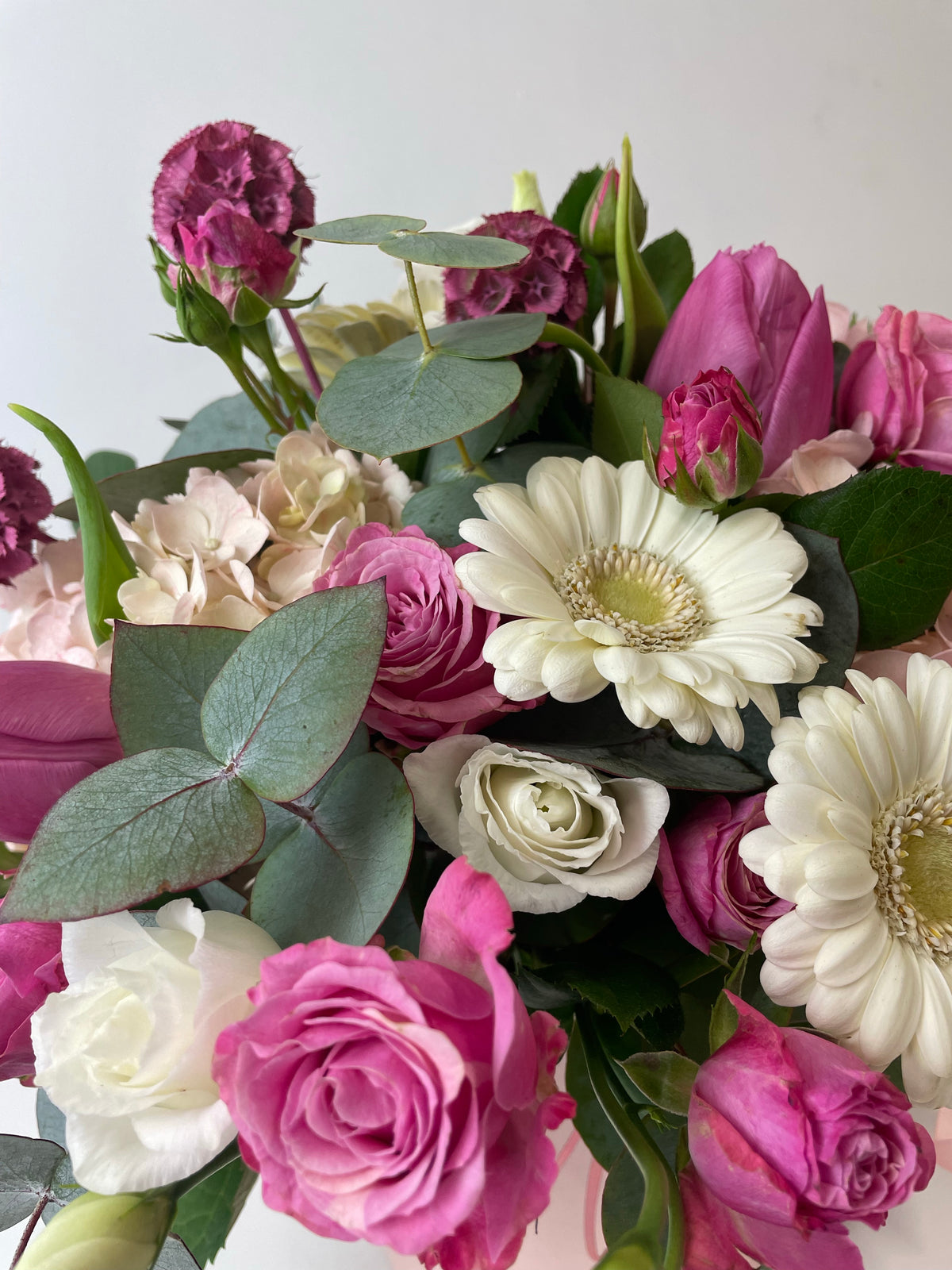 Mothers Day Flowers Pink Floral Hatbox | Laura Gooding Florist